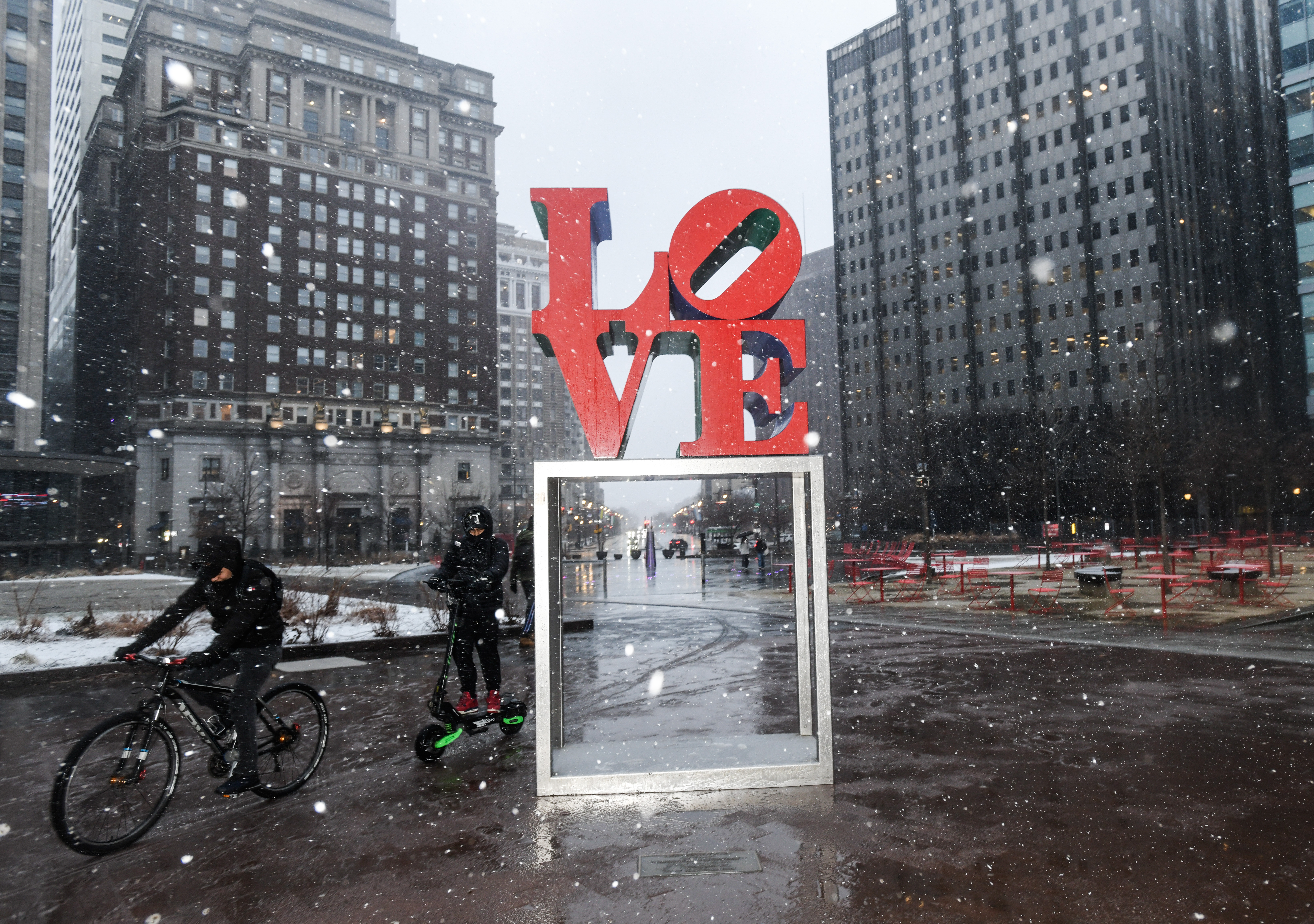 Photos: Winter storm drops more than a foot of snow on Philly – NBC10 ...