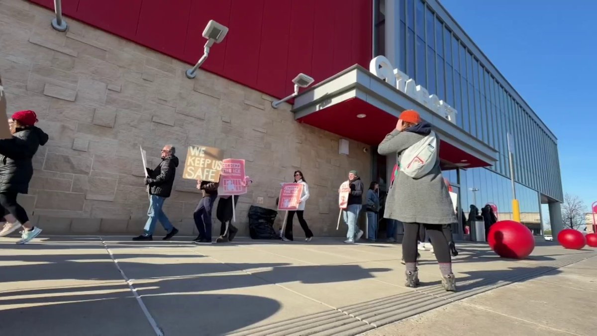 Anti-ICE protesters hold demonstration outside Target store in King of ...