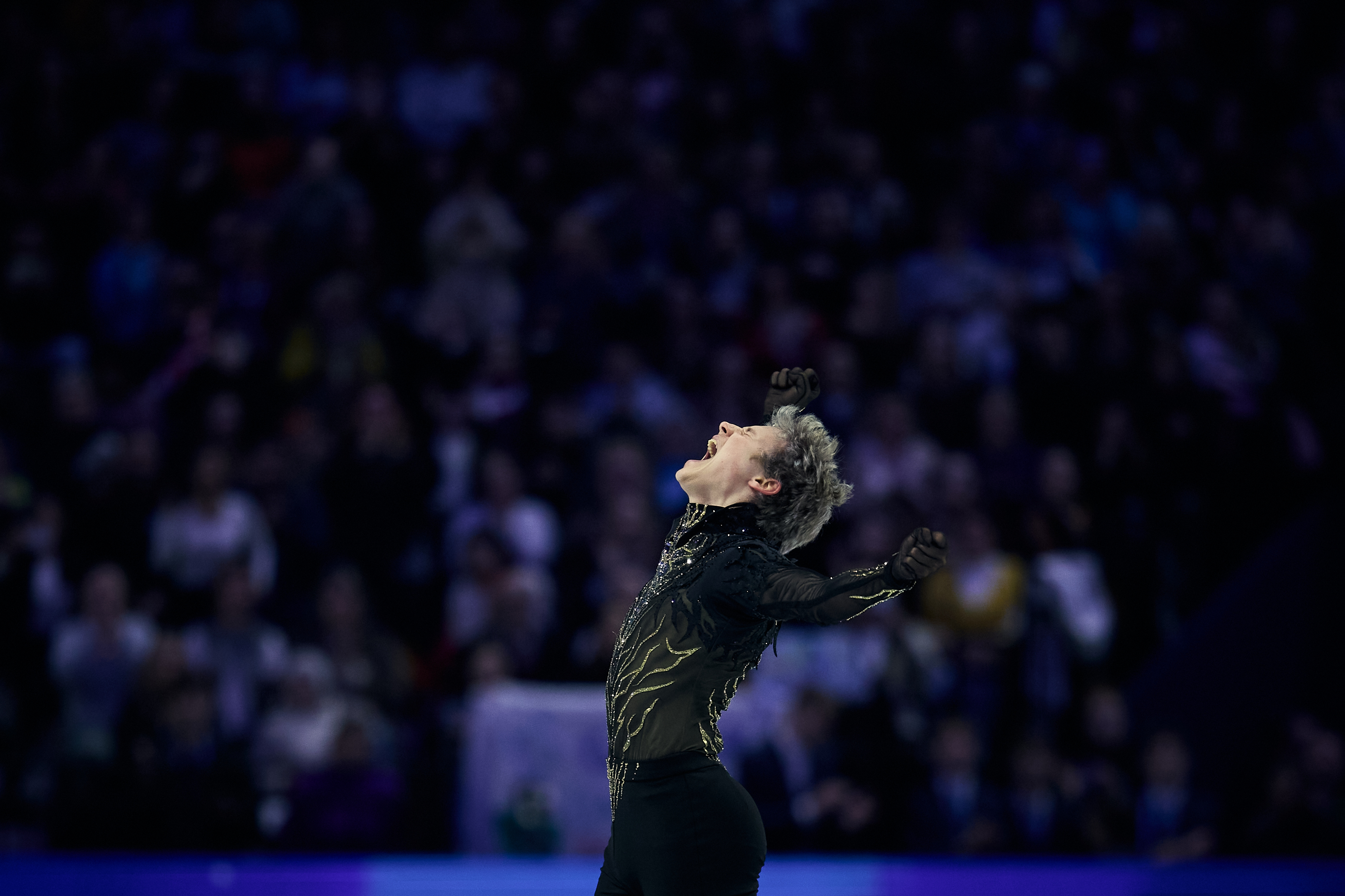 Ilia Malinin wins 3rd straight world figure skating title – NBC10 ...