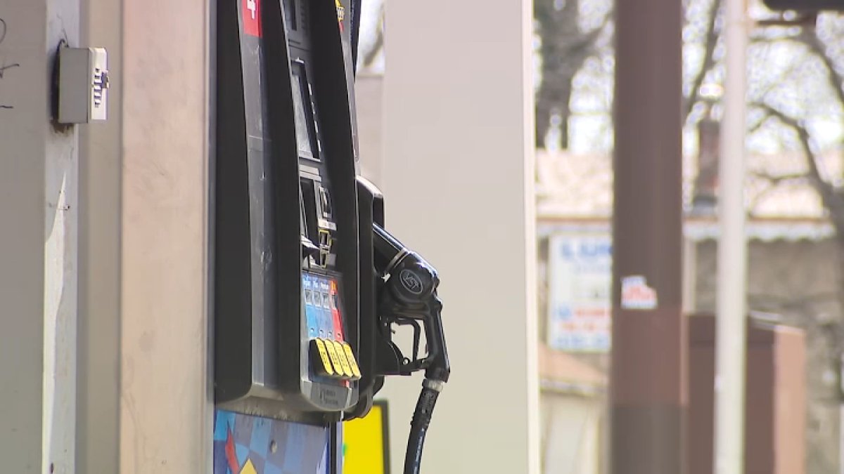 Why gas prices spiked again and how to save at the pump – NBC10 ...