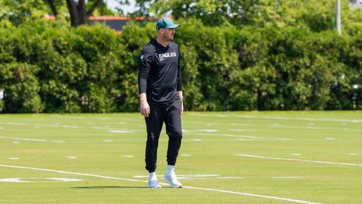 Sean Mannion making a good 1st impression on Eagles rookies – NBC10 ...