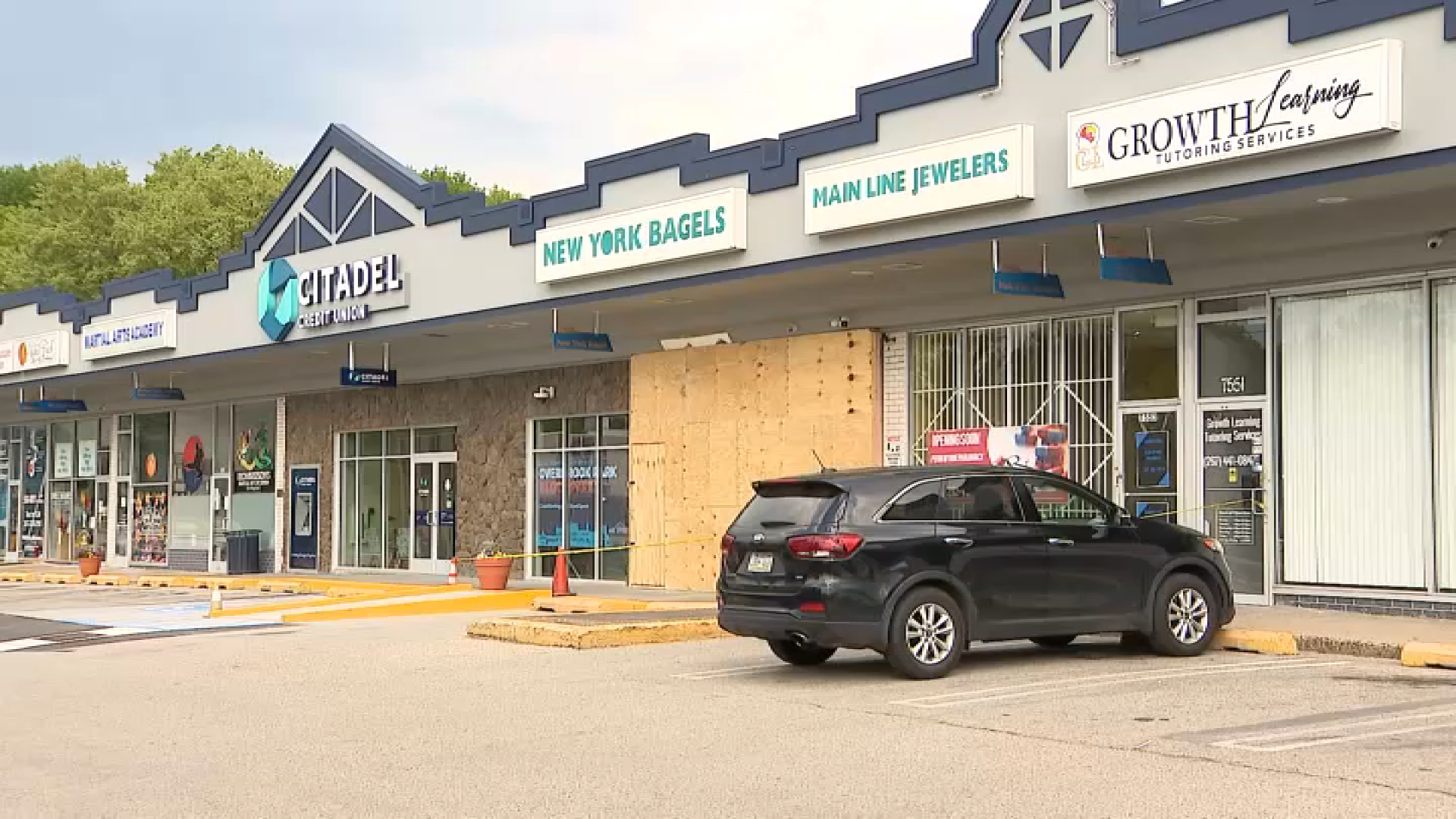 Philly bagel shop explodes for second time in 2026: Officials – NBC10 ...