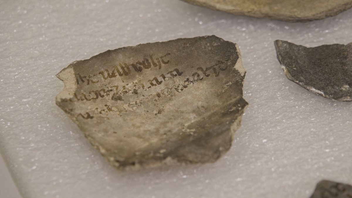 Dig unearths 1,700 years of history under Notre Dame cathedral – NBC10 ...