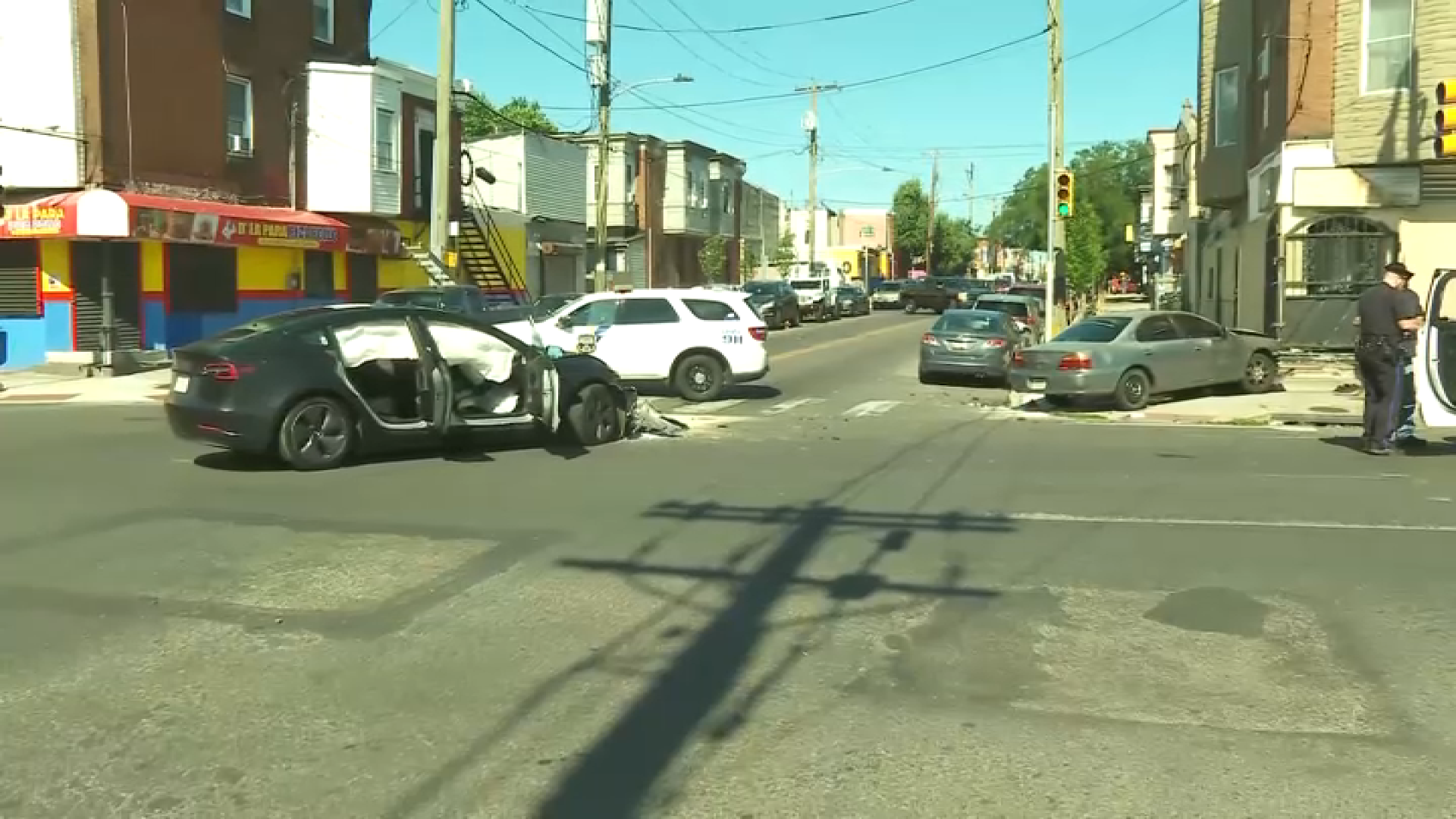 Car slams into steps of Philadelphia building after crash – NBC10 ...
