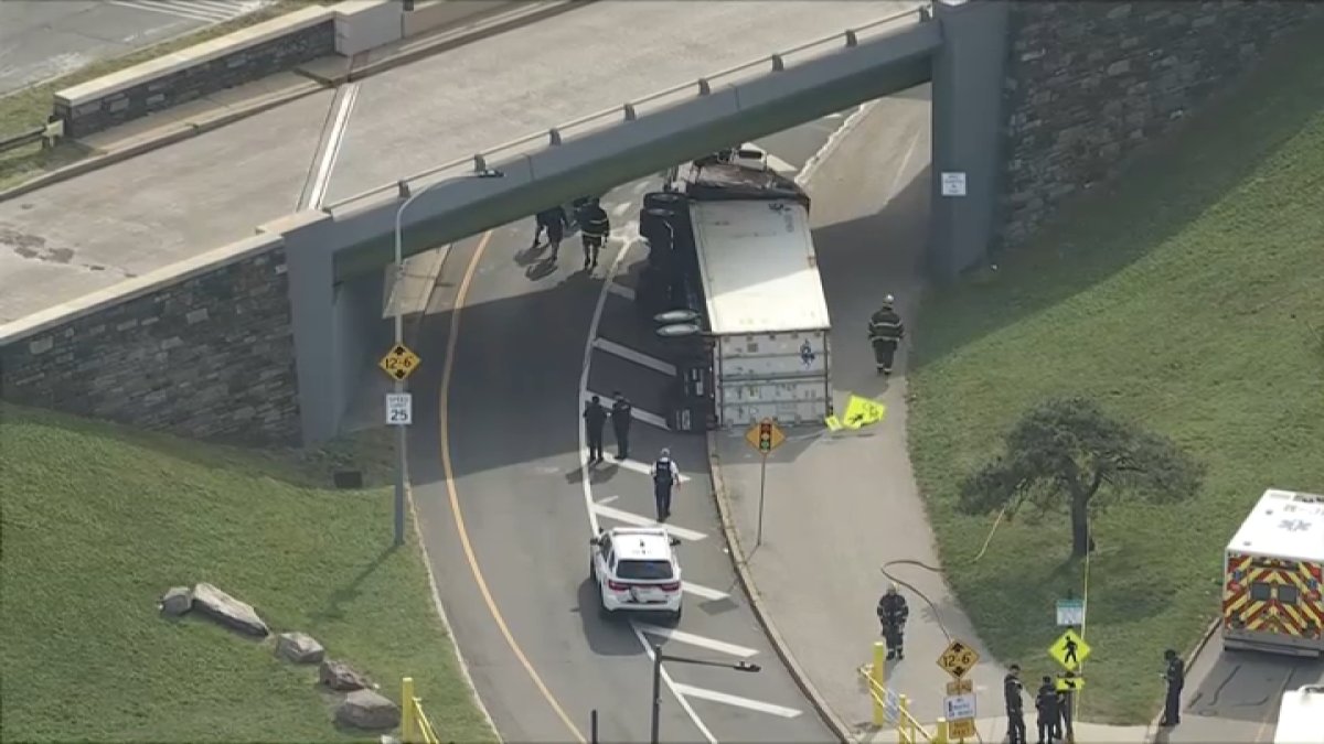 Tractor trailer overturns near Philadelphia Museum of Art – NBC10 ...