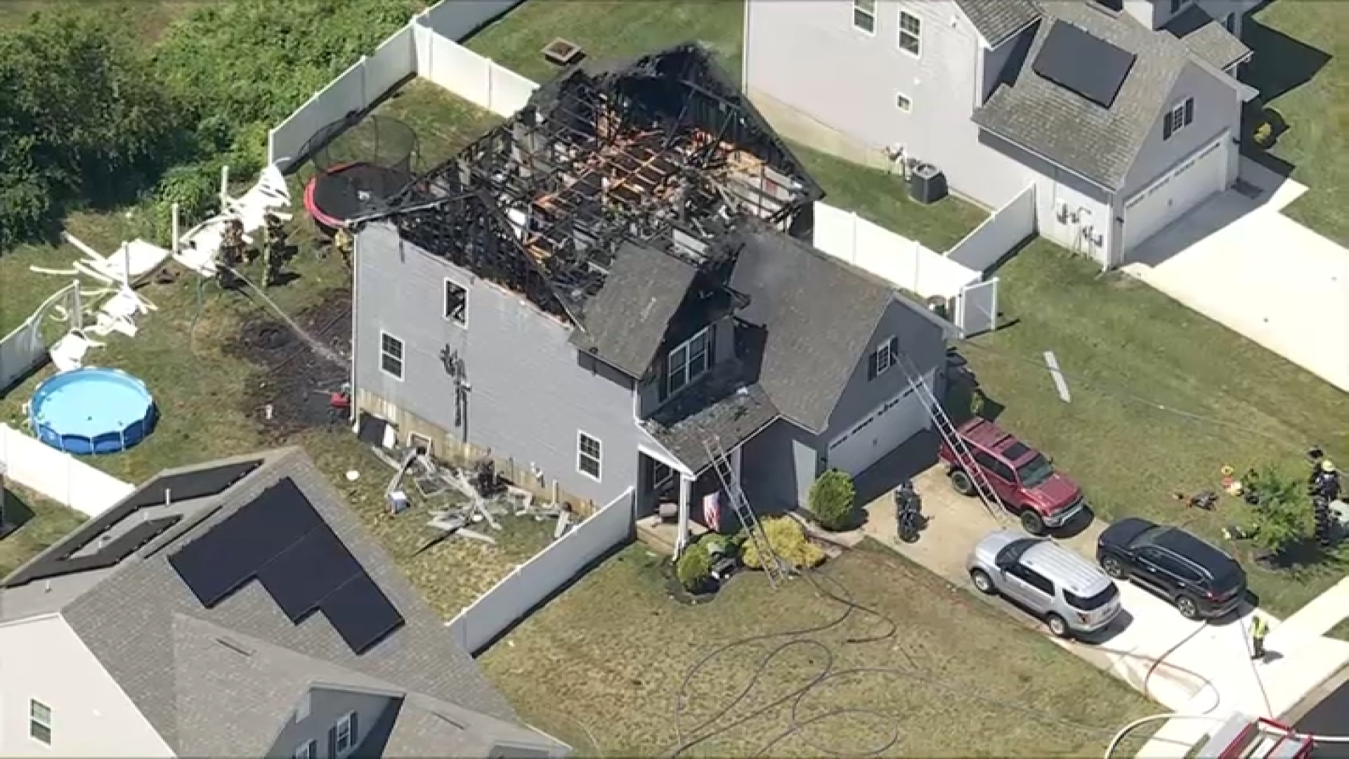 NJ house fire sends red flames, black smoke into the sky – NBC10 ...